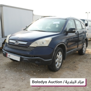 Abandoned Vehicles HONDA CR-V SUV, B-2703-33489 | Mzad Qatar